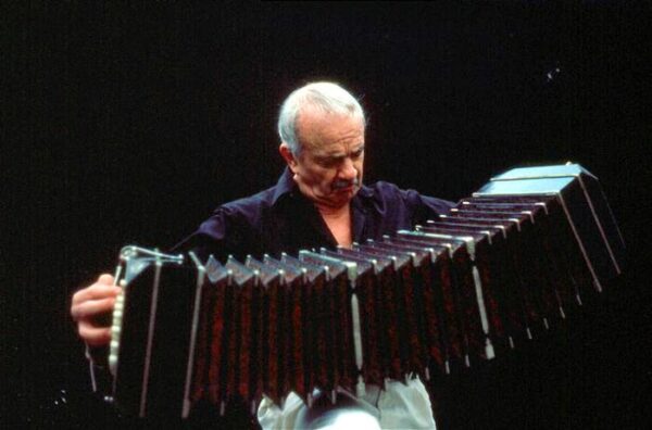 The Bandoneón -Quintessential Instrument of Tango - Pan American ...